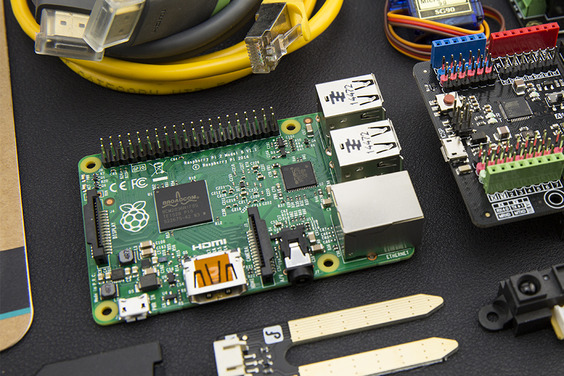 Gravity: Advanced kit for Raspberry Pi 2